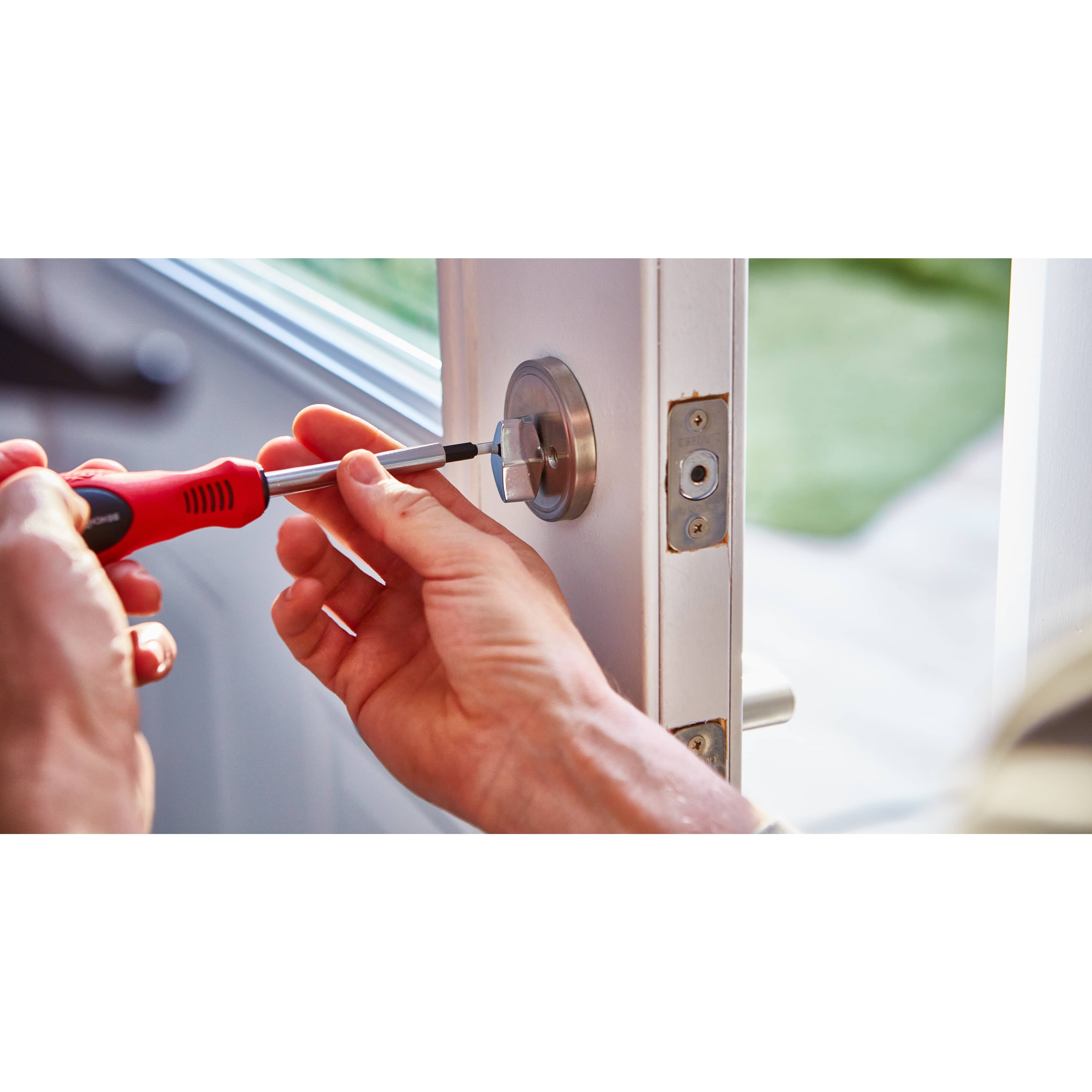 BENCHMARK Screwdriver Set | Home Hardware