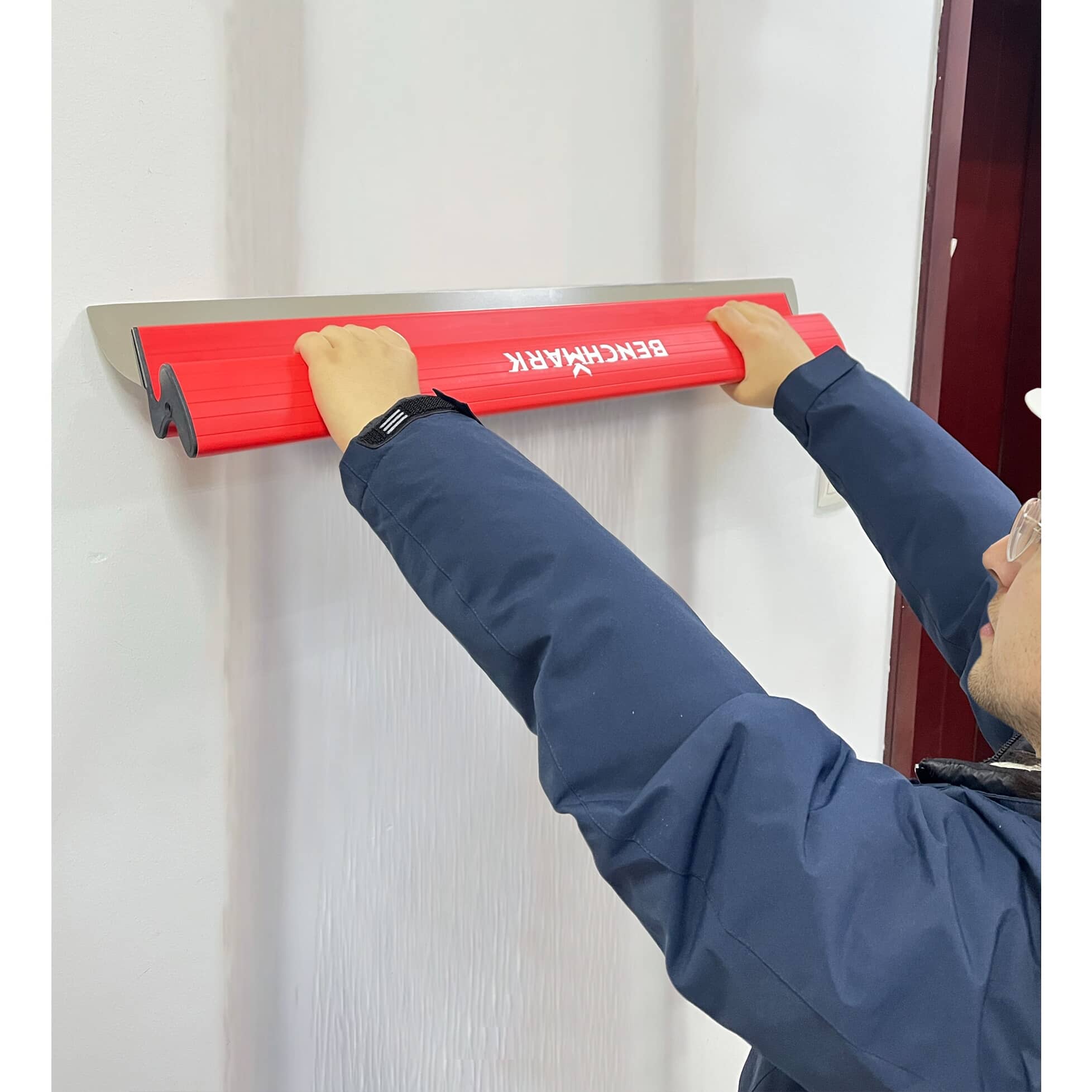 BENCHMARK Drywall Skimming Tool | Home Hardware