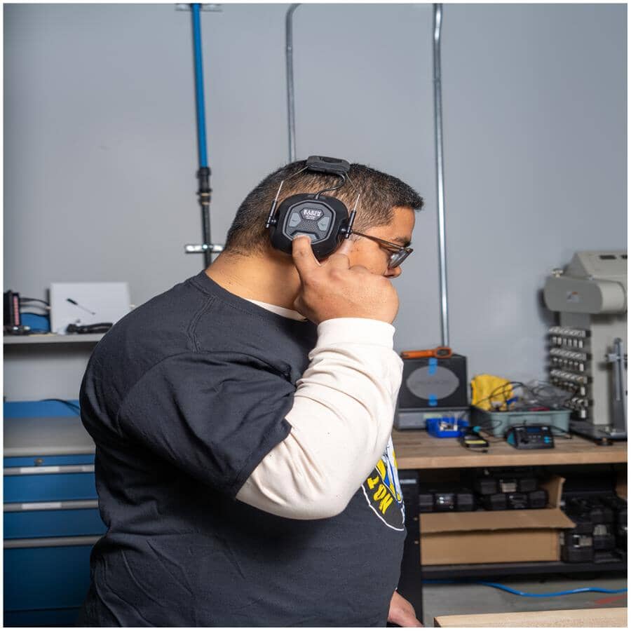 KLEIN TOOLS Bluetooth Ear Muffs | Home Hardware