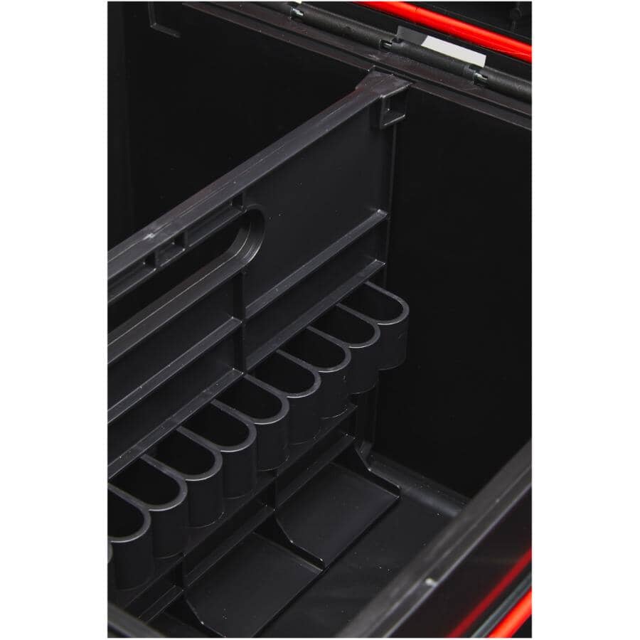 BENCHMARK 31" Rolling Tool Chest | Home Hardware