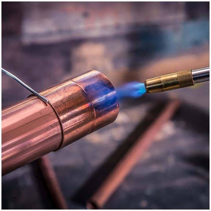 BERNZOMATIC High Heat Torch with Swirl Flame & Instant On/Off Ignition ...