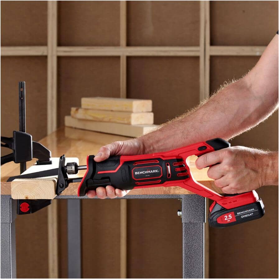 BENCHMARK 20V Max Lithium | Home Hardware