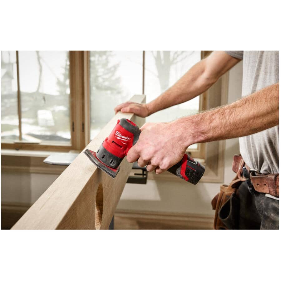 MILWAUKEE M12 FUEL Orbital Detail Sander | Home Hardware