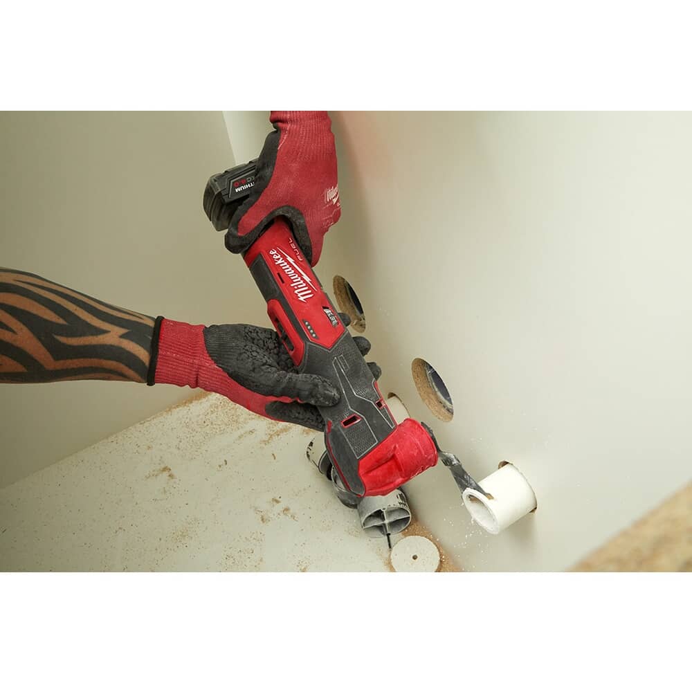 MILWAUKEE M12 Cordless Oscillating Tool | Home Hardware