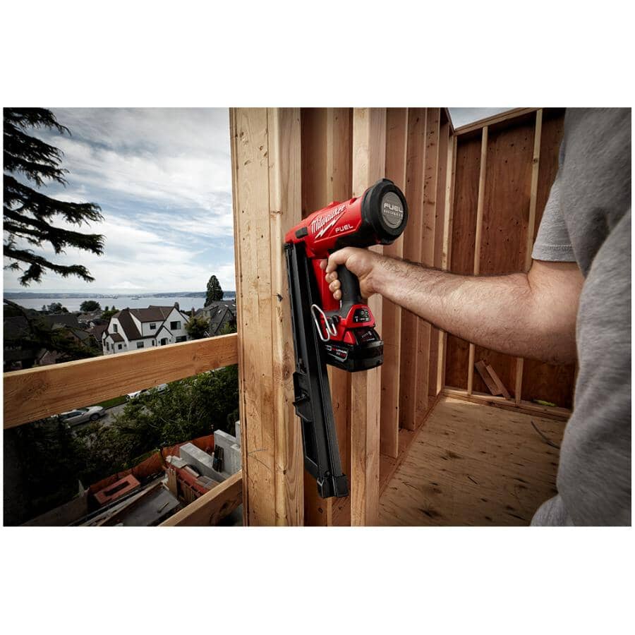 MILWAUKEE 30 Degree Framing Nailer Extended Capacity Magazine | Home ...