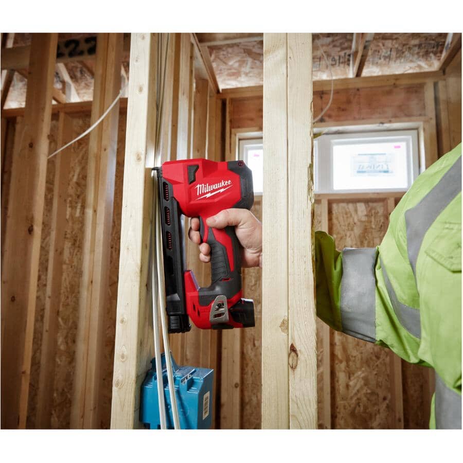 MILWAUKEE M12 Cordless Cable Stapler | Home Hardware