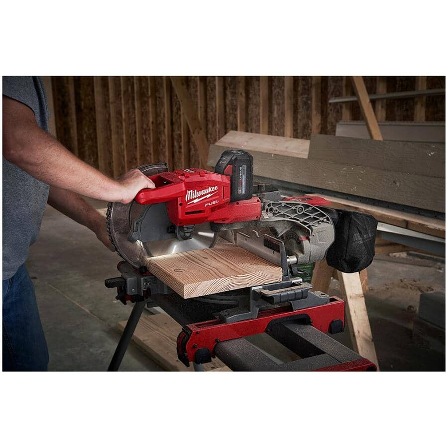 MILWAUKEE M18 Fuel 10" 18V Sliding Compound Mitre Saw | Home Hardware