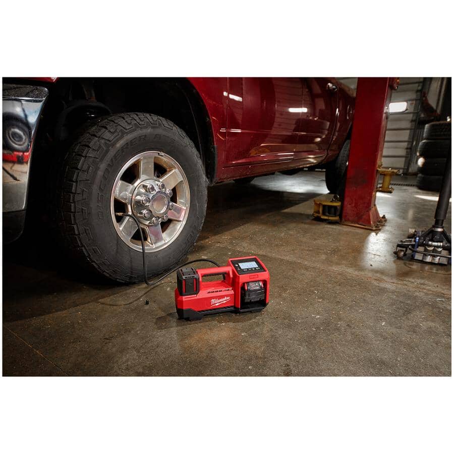 MILWAUKEE M18 Cordless Tire Inflator | Home Hardware