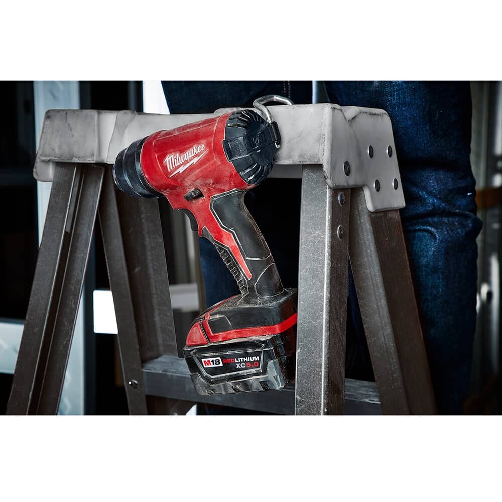 MILWAUKEE 18V Cordless Heat Gun | Home Hardware