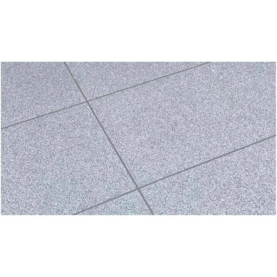 BEAUTI-TONE 3.78L Ice Grey Granite Spread Stone Coating | Home Hardware