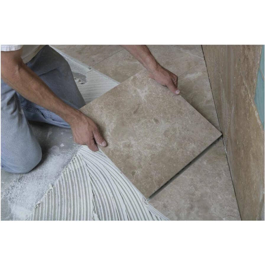 CUSTOM BUILDING PRODUCTS Scratch Coat Tile Mortar | Home Hardware