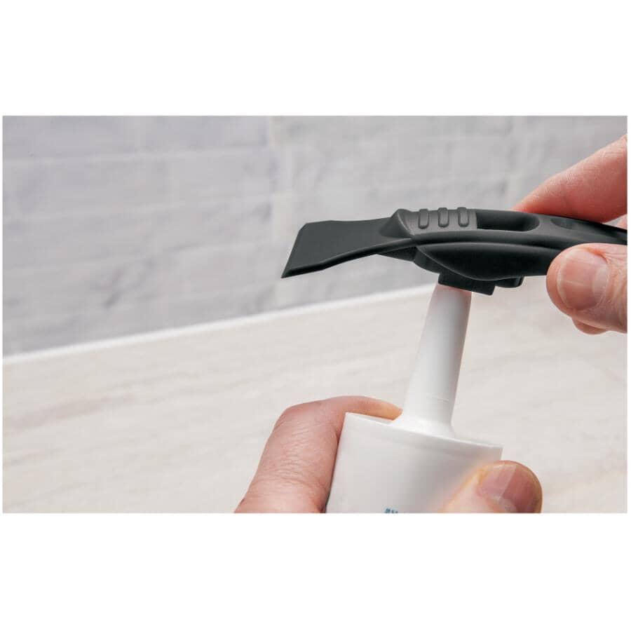 BENCHMARK 3 in 1 Caulking Multi Tool | Home Hardware