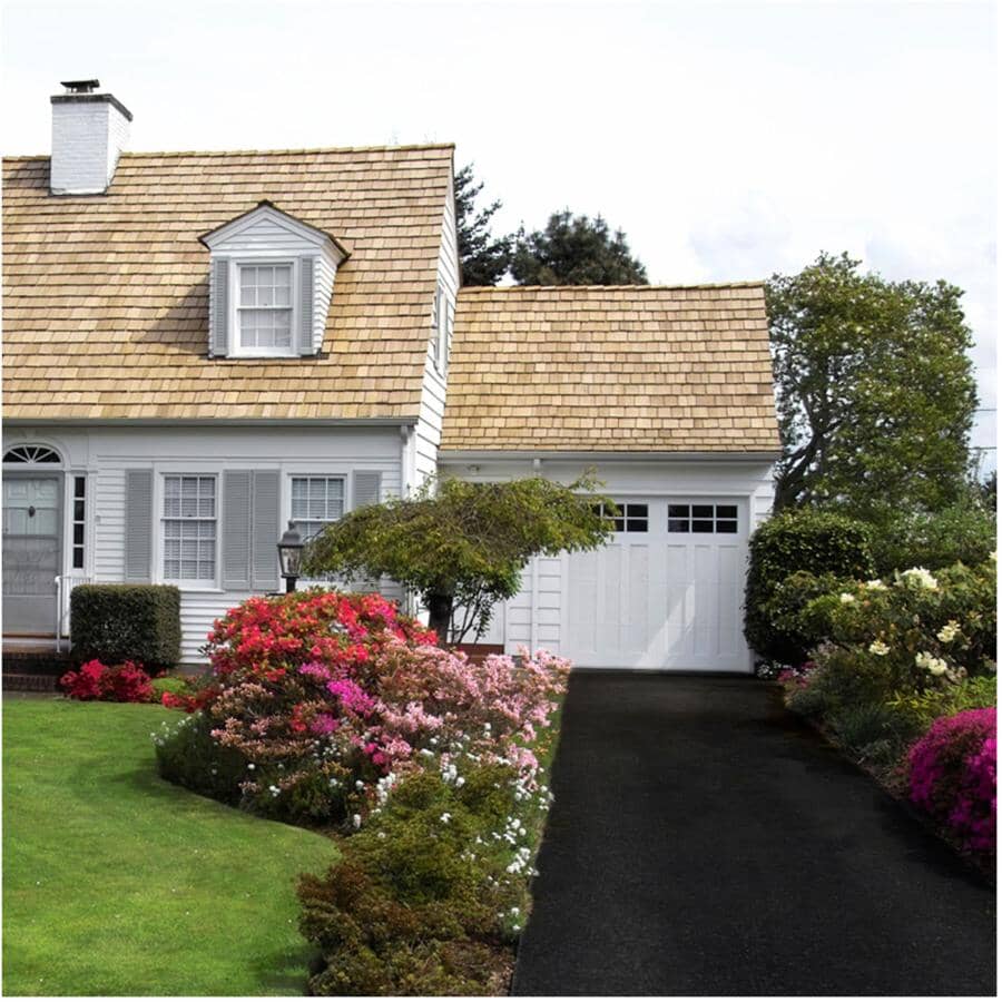 BLACK JACK Drive-Maxx 200 Driveway Filler & Sealer | Home Hardware