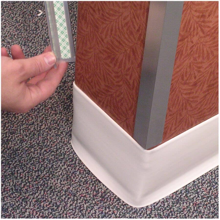 HILLMAN 3/4" x 4' Weldable Steel Angle | Home Hardware