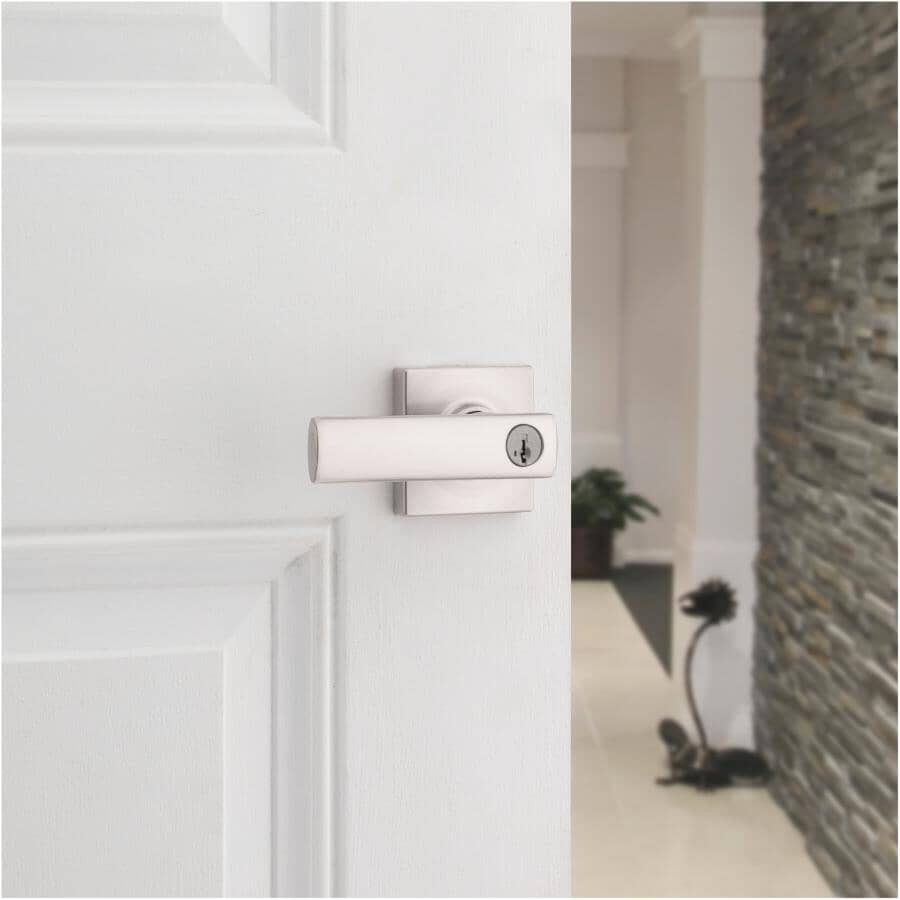 WEISER LOCK Breton Entrance Leverset | Home Hardware