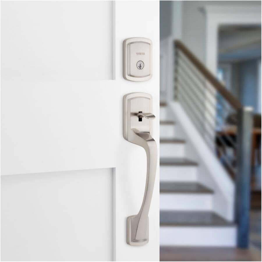 WEISER LOCK Prague Smart Key Entrance Gripset | Home Hardware