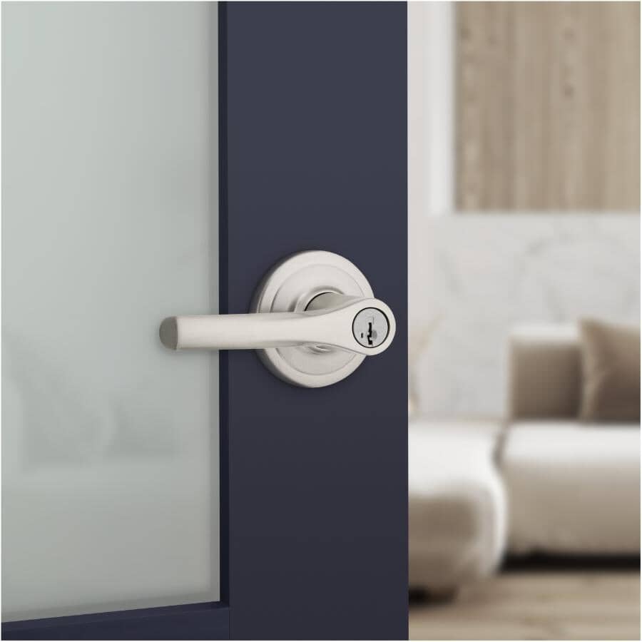 WEISER LOCK Satin Nickel Henley Keyed Entrance Leverset | Home Hardware