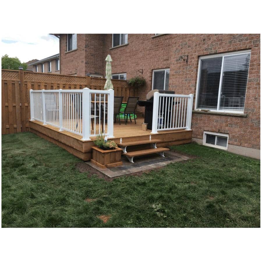 REGAL IDEAS 4" x 4" White Aluminum Railing Inline Post | Home Hardware