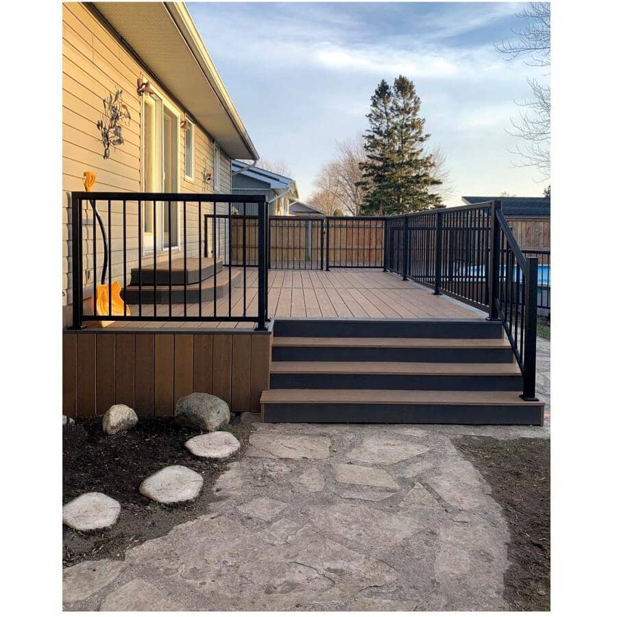 VISTA 6' Top & Bottom Rail Package | Home Hardware
