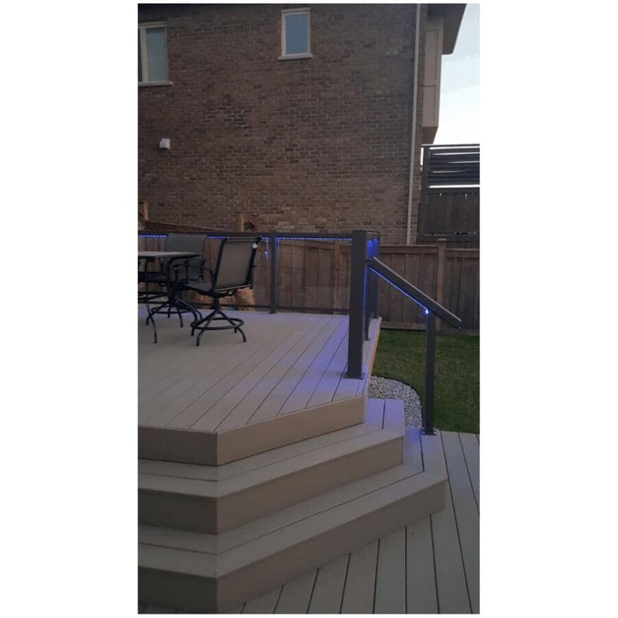 REGAL IDEAS 4" x 4" Yard Bronze Aluminum Railing End Post | Home Hardware