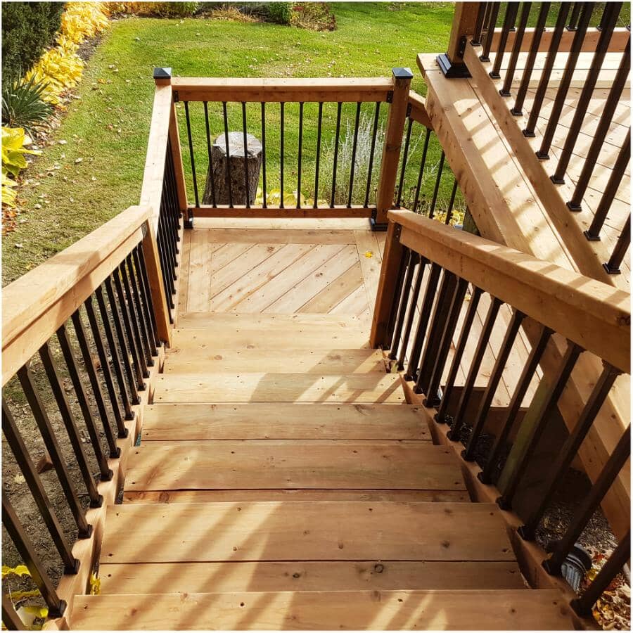 NUVO IRON 32" Square Black Steel Balusters with Connectors | Home Hardware