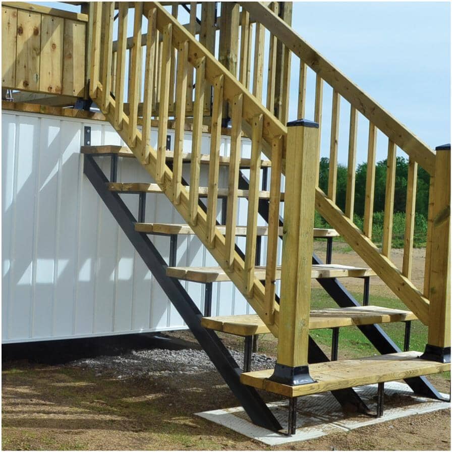 PYLEX 5 Step Steel Stair Riser | Home Hardware