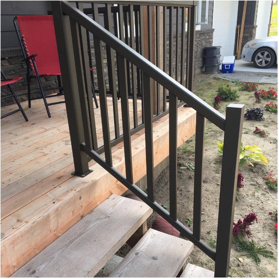 VISTA 42" Aluminum Railing Bottom Stair Post | Home Hardware