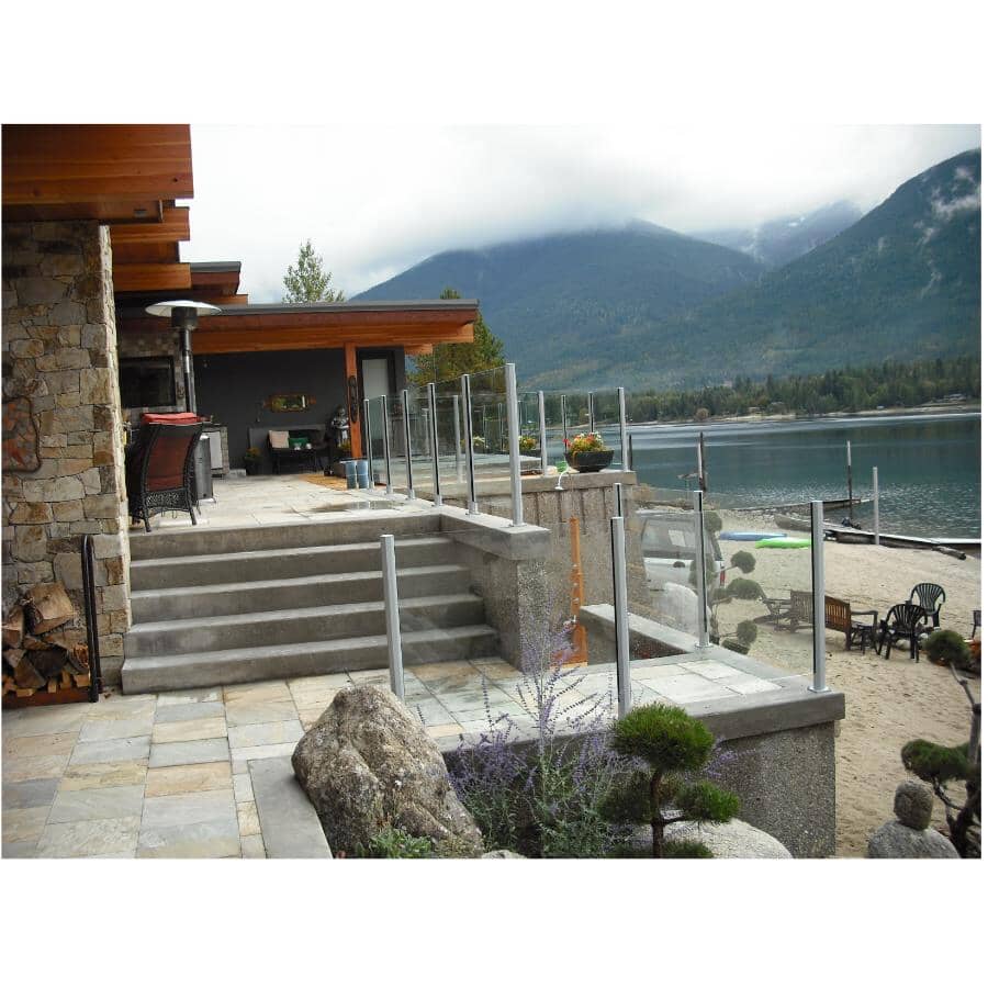 VISTA Gloss White Frameless Aluminum Mid Post | Home Hardware