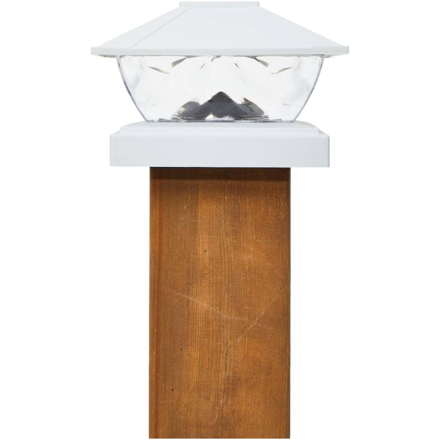 MOONRAYS Adjustable Solar Post Cap | Home Hardware