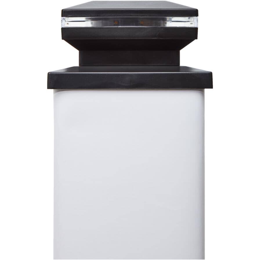 MOONRAYS Low Profile Solar Plastic Post Cap | Home Hardware