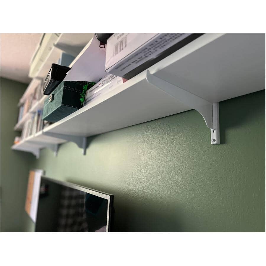 ONWARD 10" White Single Track Shelf Bracket | Home Hardware