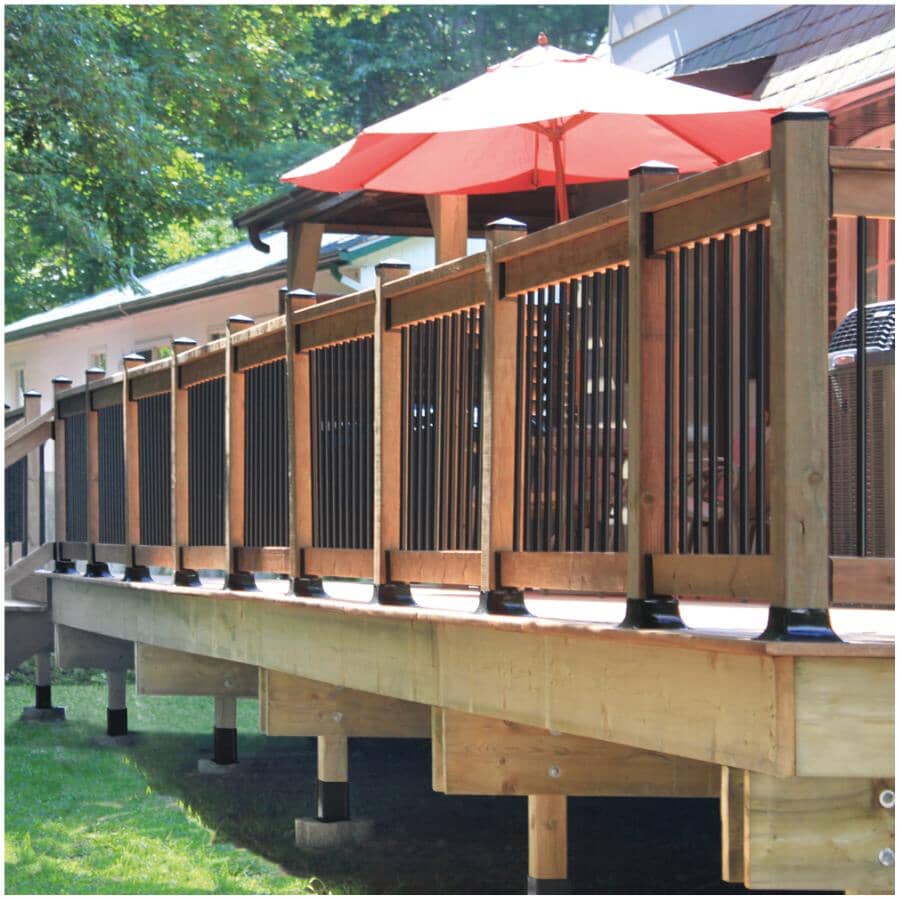 PYLEX 4" x 4" Black Steel Fence Post Cap | Home Hardware