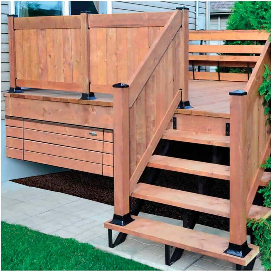 PYLEX 4" x 4" Black Steel Fence Post Cap | Home Hardware