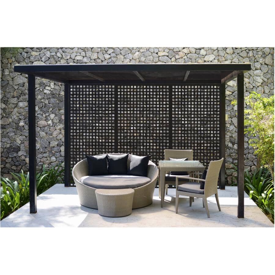 DECKORATORS 4' x 8' Square Vinyl Privacy Lattice | Home Hardware
