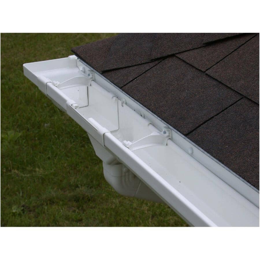 AMERIMAX 5" x 10' Traditional White Vinyl Eavestrough | Home Hardware