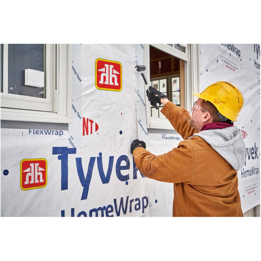 HOME HARDWARE 9' x 100' Roll Housewrap | Home Hardware