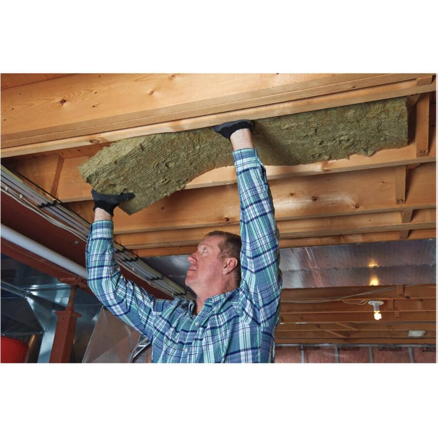 Index of /products/2717/2717302/