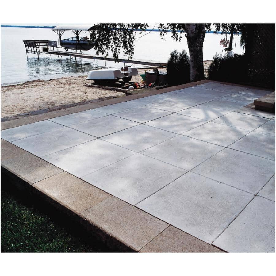 BROOKLIN CONCRETE 24" x 24" Natural Diamond Pattern Patio Stone | Home ...