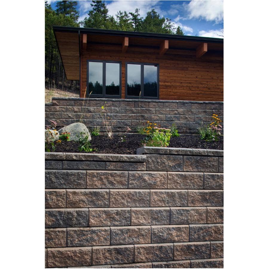 OLDCASTLE Classic 6 Degree Allan Block Retaining Wall Stone | Home Hardware