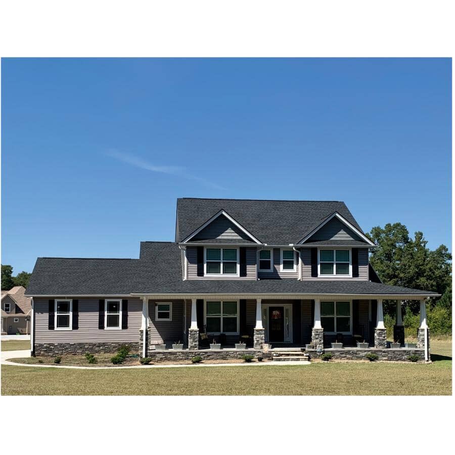 KAYCAN Double 4.5" Sierra Stonecrest Vinyl Siding | Home Hardware
