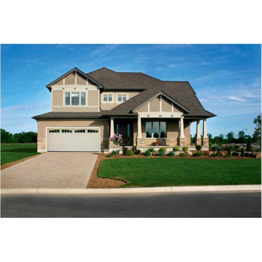 Gentek Double 4" Sequoia Pebble Vinyl Siding | Home Hardware