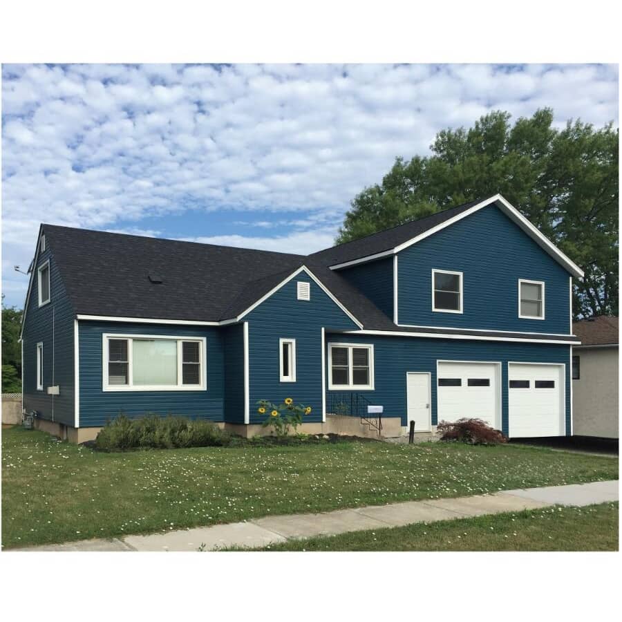 KAYCAN Double 4" Verona Urban Blue Dutch Lap Vinyl Siding | Home Hardware