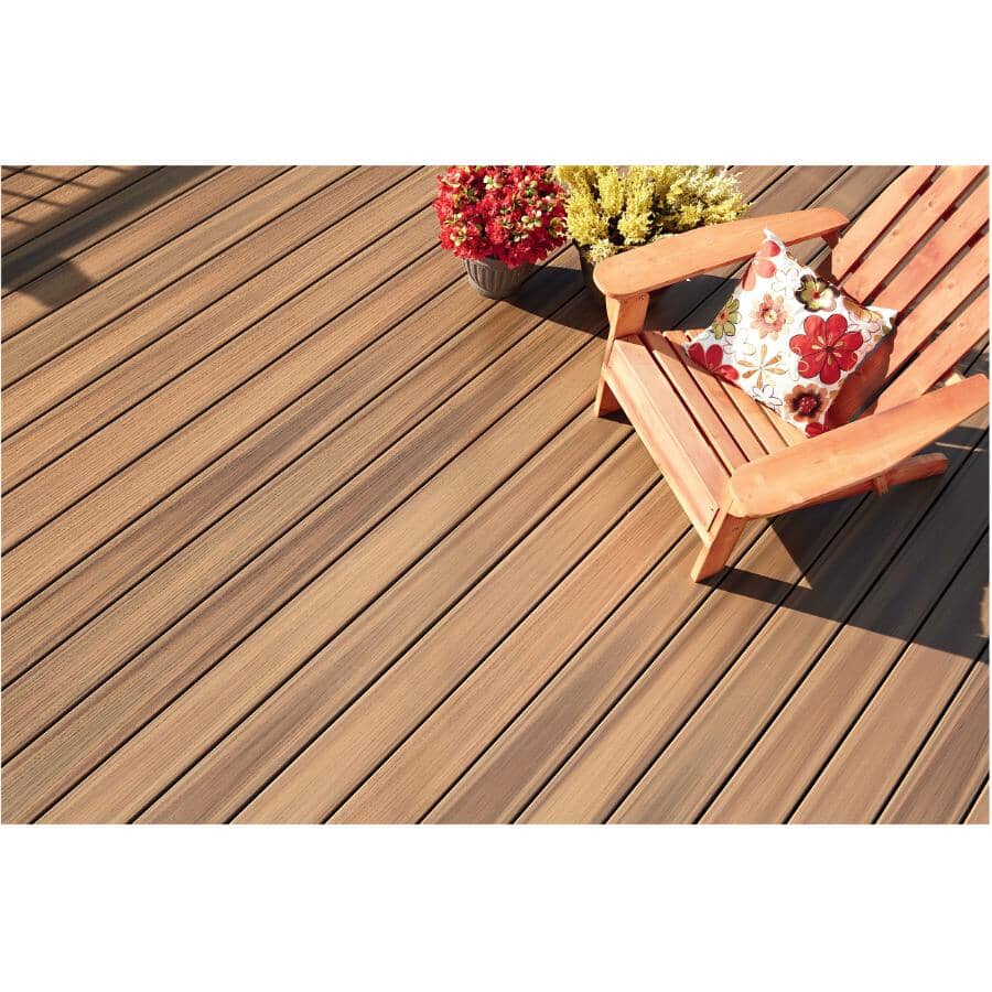FIBERON Paramount Brownstone Grooved Decking | Home Hardware