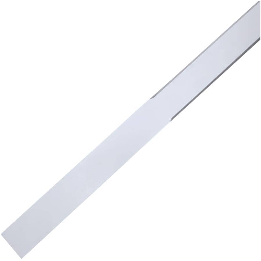 ALEXANDRIA MOULDING Lacquer Primed White Chamfered Baluster | Home Hardware