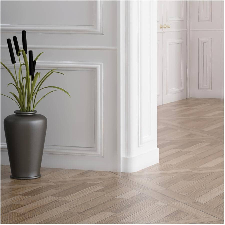 ALEXANDRIA MOULDING 3/8" x 3/4" Square Finger Jointed Pine Primed ...