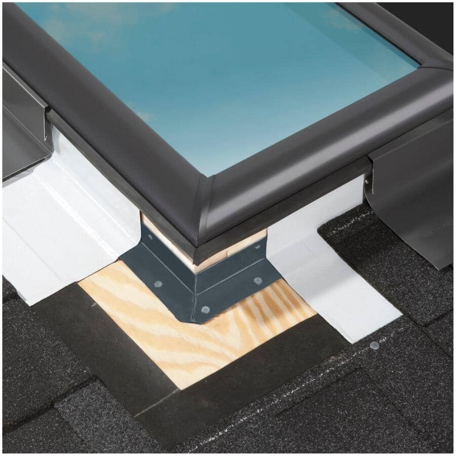 VELUX Step Flashing for Deck Mount Skylight | Home Hardware