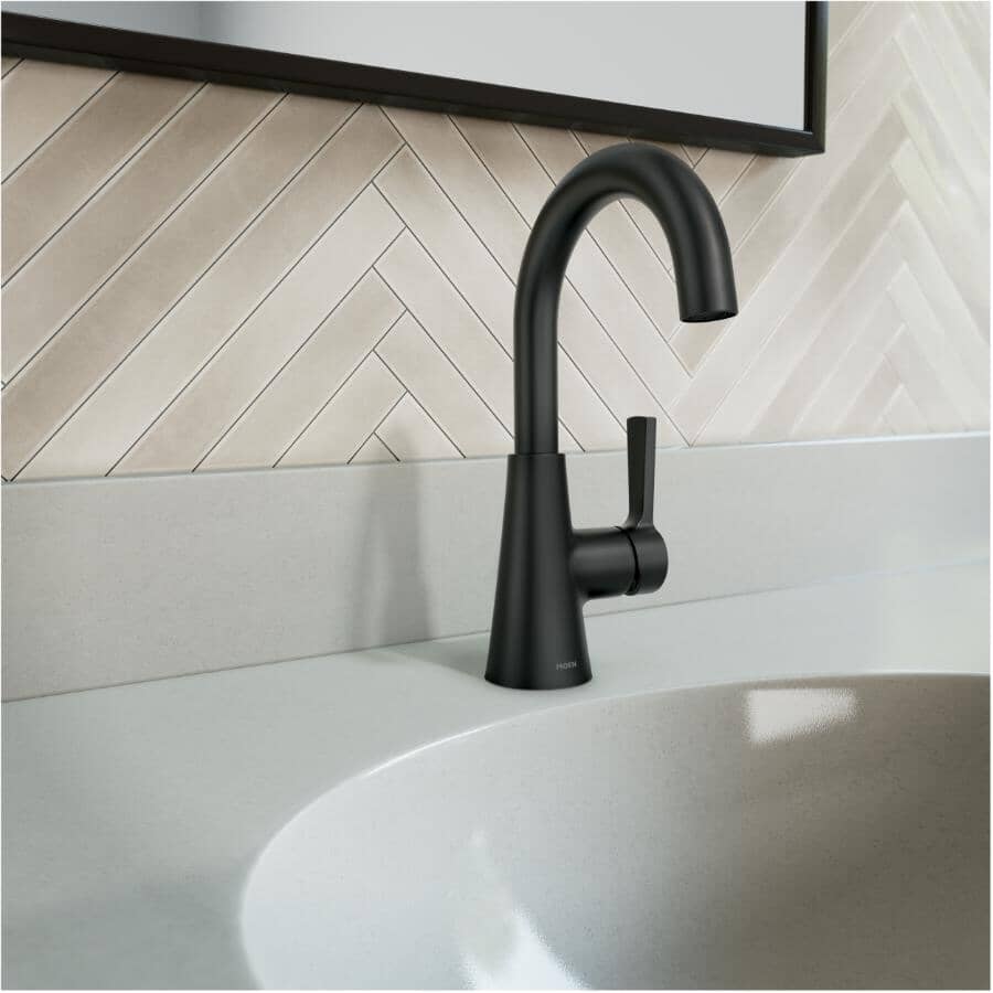 MOEN Mikah Single Handle Lavatory Faucet | Home Hardware