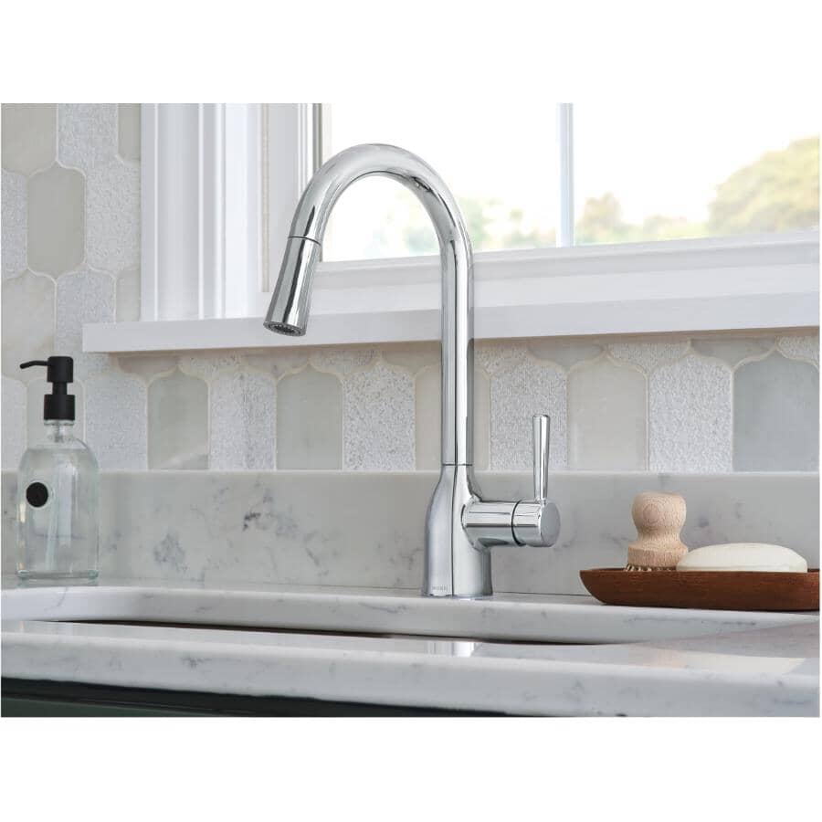 MOEN Adler Single Handle Pull-Down Kitchen Faucet | Home Hardware