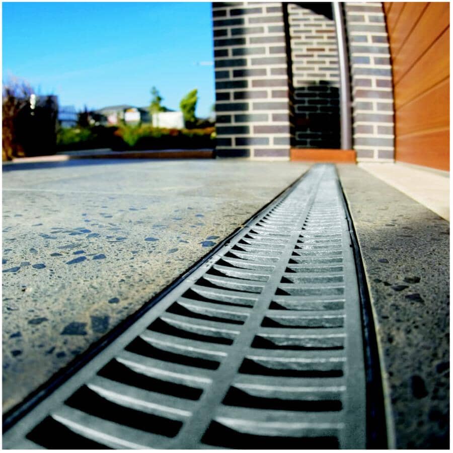 RELN Storm Drain Channel Kit with Grate | Home Hardware
