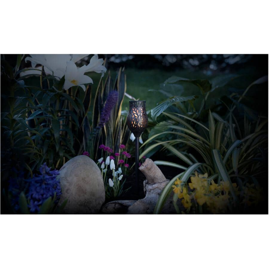 MOONRAYS Solar Flickering Flame Torch Stake Pathmarker | Home Hardware